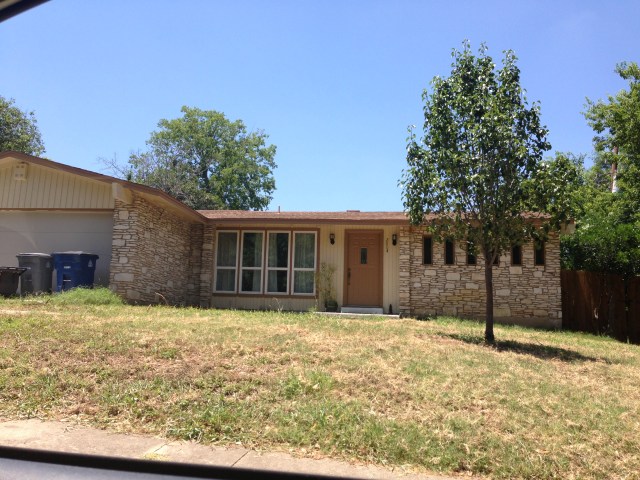 A Stalker’s Guide to Dillon, Texas | Cookies + Sangria